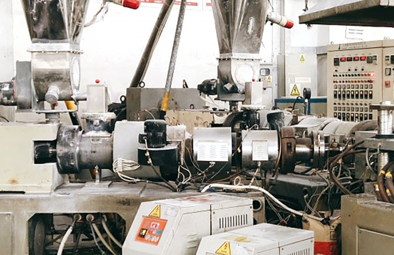 How to choose an extruder in PVC wood-plastic foam board processing ...